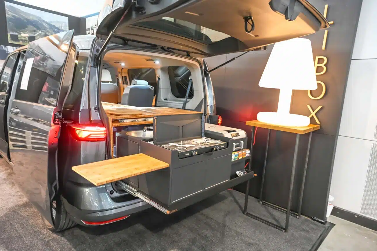 vanlifemag.de: perfekter Modulausbau für Campervans auf der CMT - calibox
